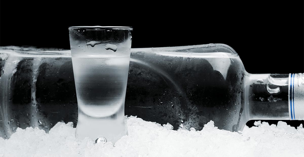 Blog - แช่ Vodka ในช่องแช่แข็ง เป็นความคิดที่ดีจริง ๆ หรือ? | LIQ9